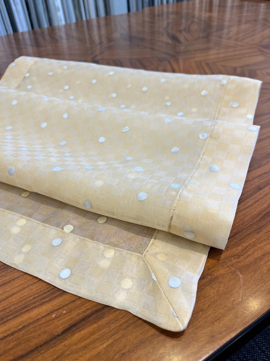 Luxurious Handcrafted Silk Table Runner - 0799 - Etsy