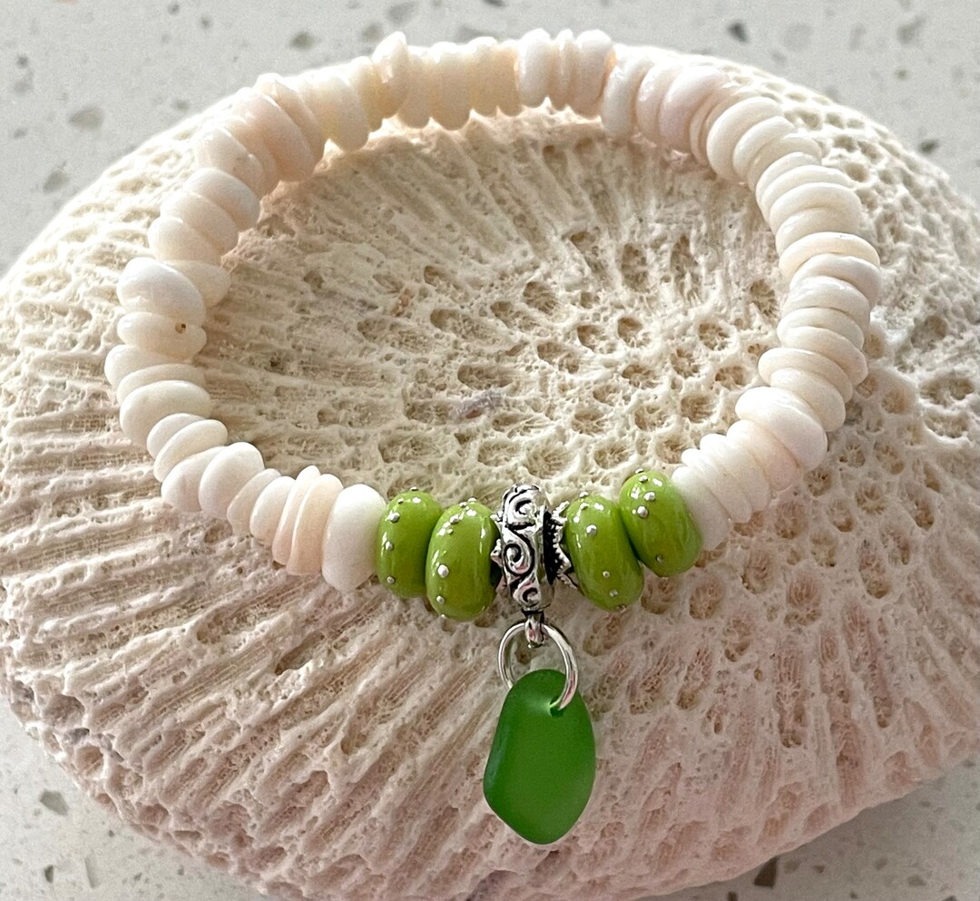 Hawaiian Puka Shell Stretch Bracelet - Etsy