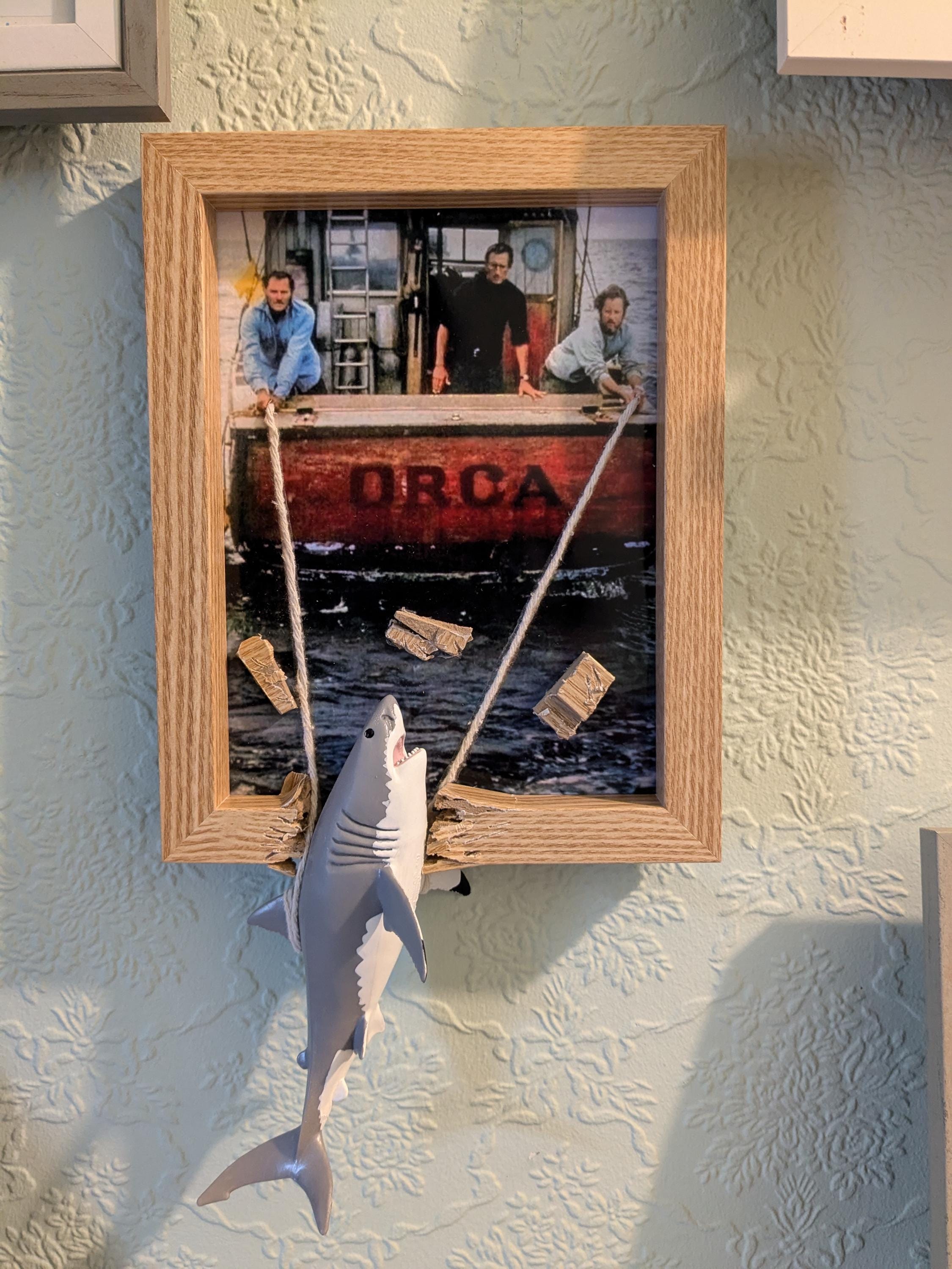 Jaws Frame - Etsy