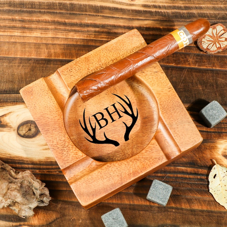 Personalized Cigar Walnut Wood Ashtray, Great Gift for Men, Unique ...