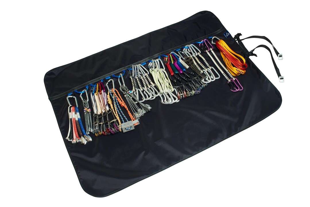 Focus Folver - Organizing Rock Climbing Gear. for Carabiners, Friends ...