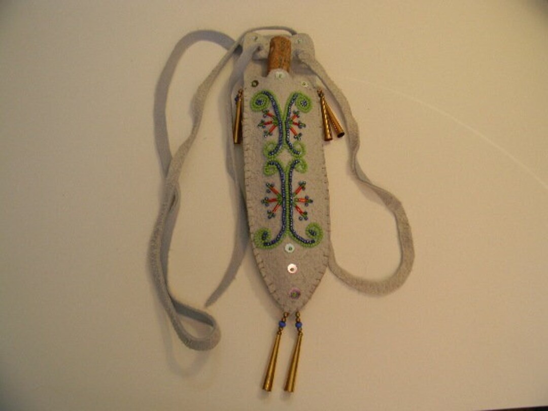 Northeastern Neck Knife, Beaded Sheath, Birch Handle, Chert Blade - Etsy