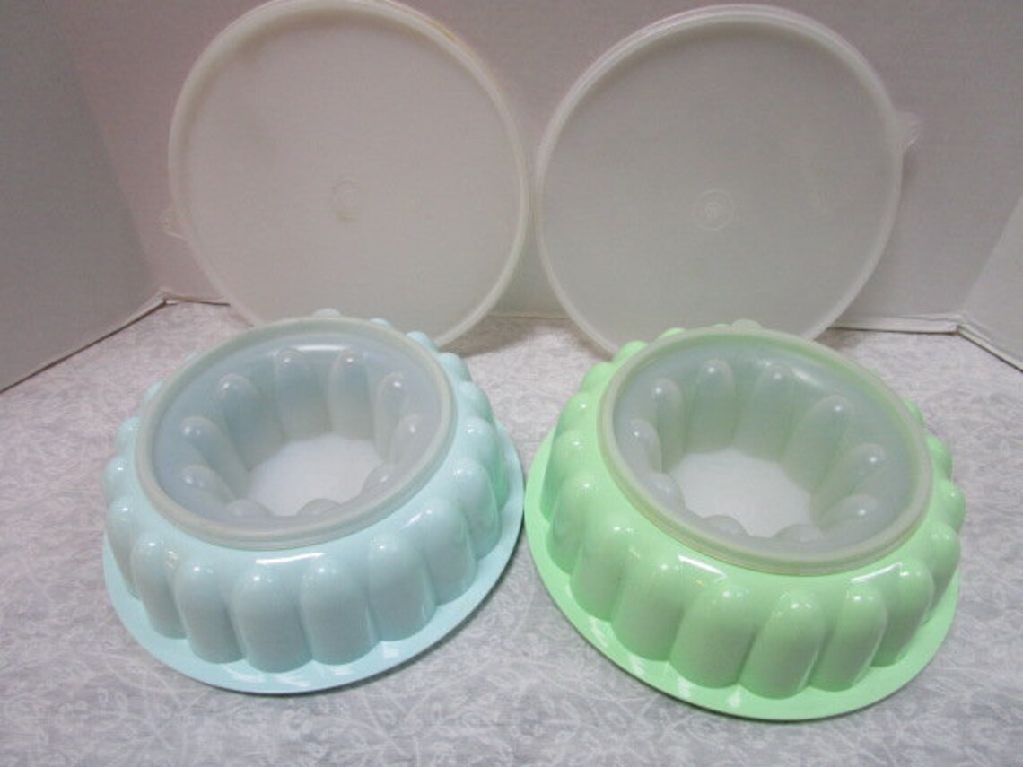 CHOICE ONE Vintage Tupperware Jello or Ice Ring Mold Set 3 | Etsy