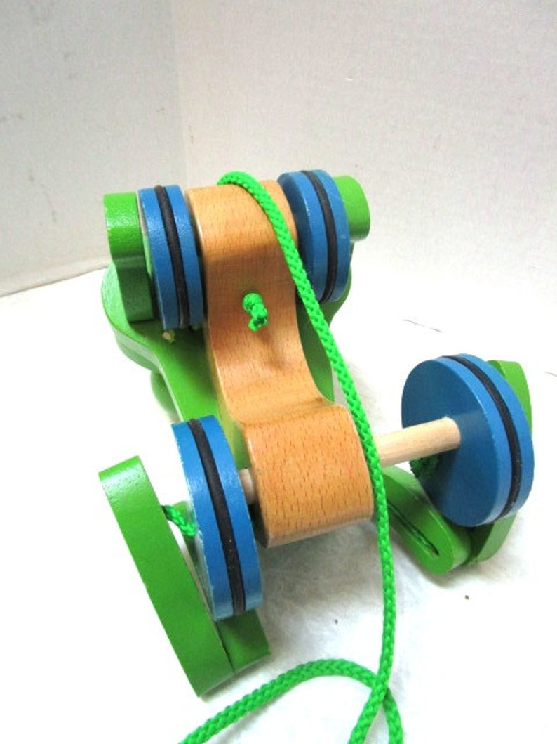 REDUCED Vintage Frog Pull Toy Melissa and Doug Child Safe Toddler Lime ...