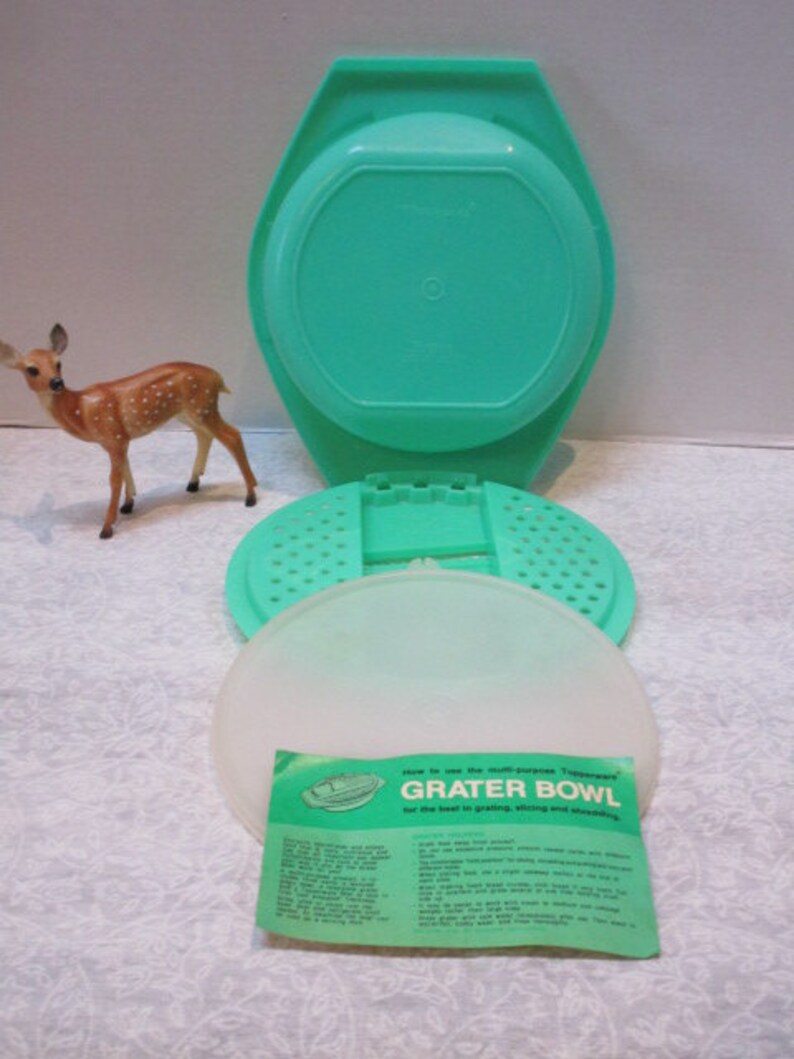 Vintage Tupperware Grater Bowl Set 3 Piece Set w/ bowl grater | Etsy