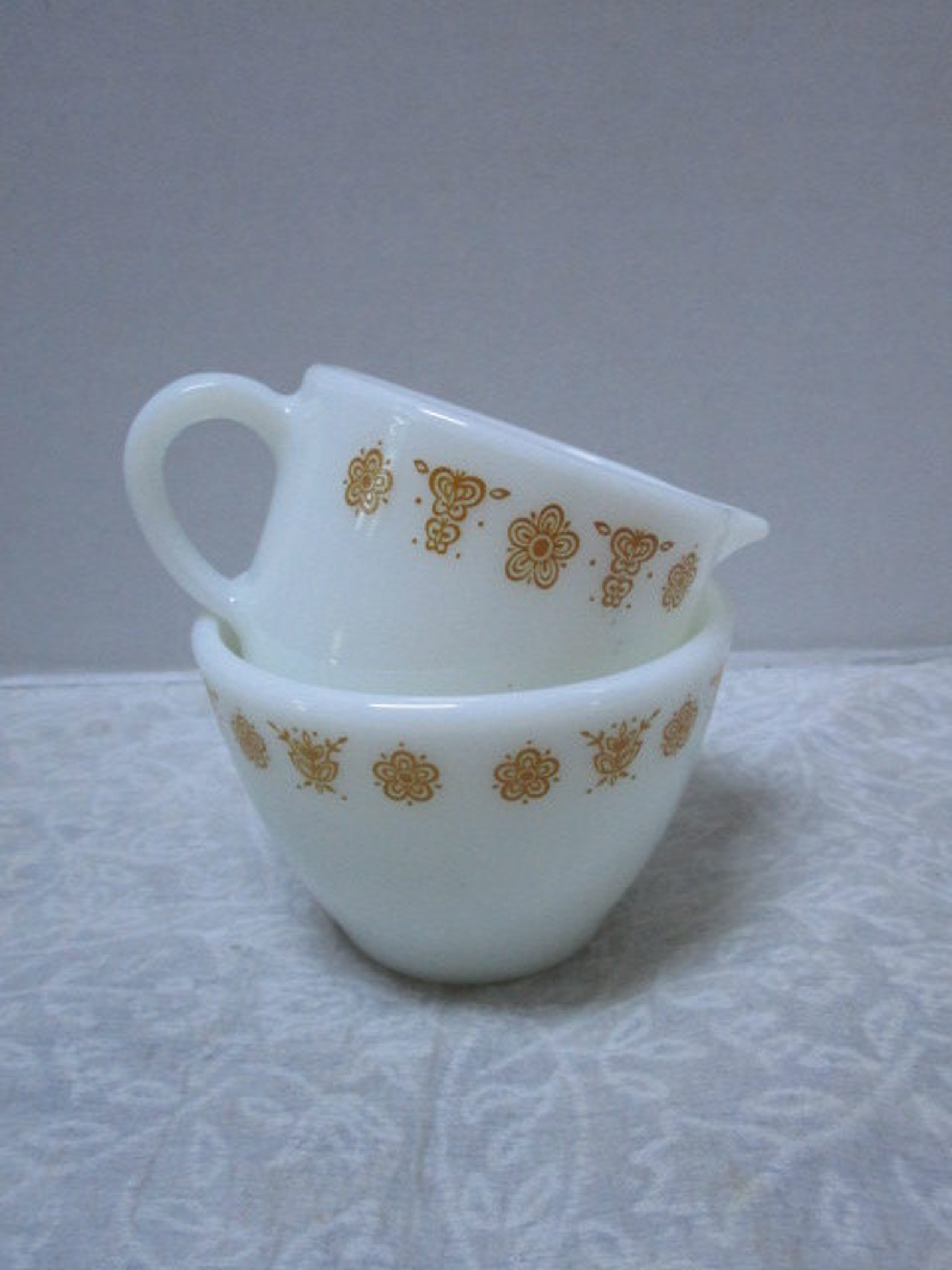 Vintage Pyrex Sugar and Creamer Set: Butterfly Gold Tableware - Etsy