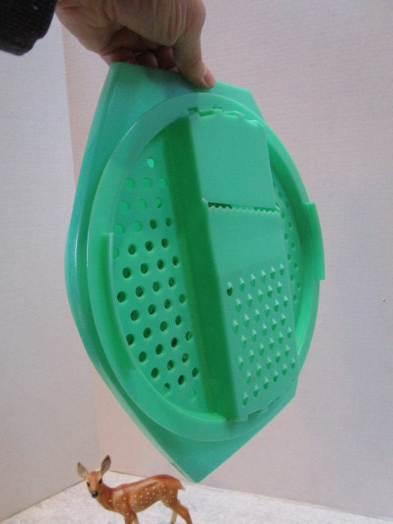 Vintage Tupperware Grater Bowl Set 3 Piece Set w/ bowl grater | Etsy