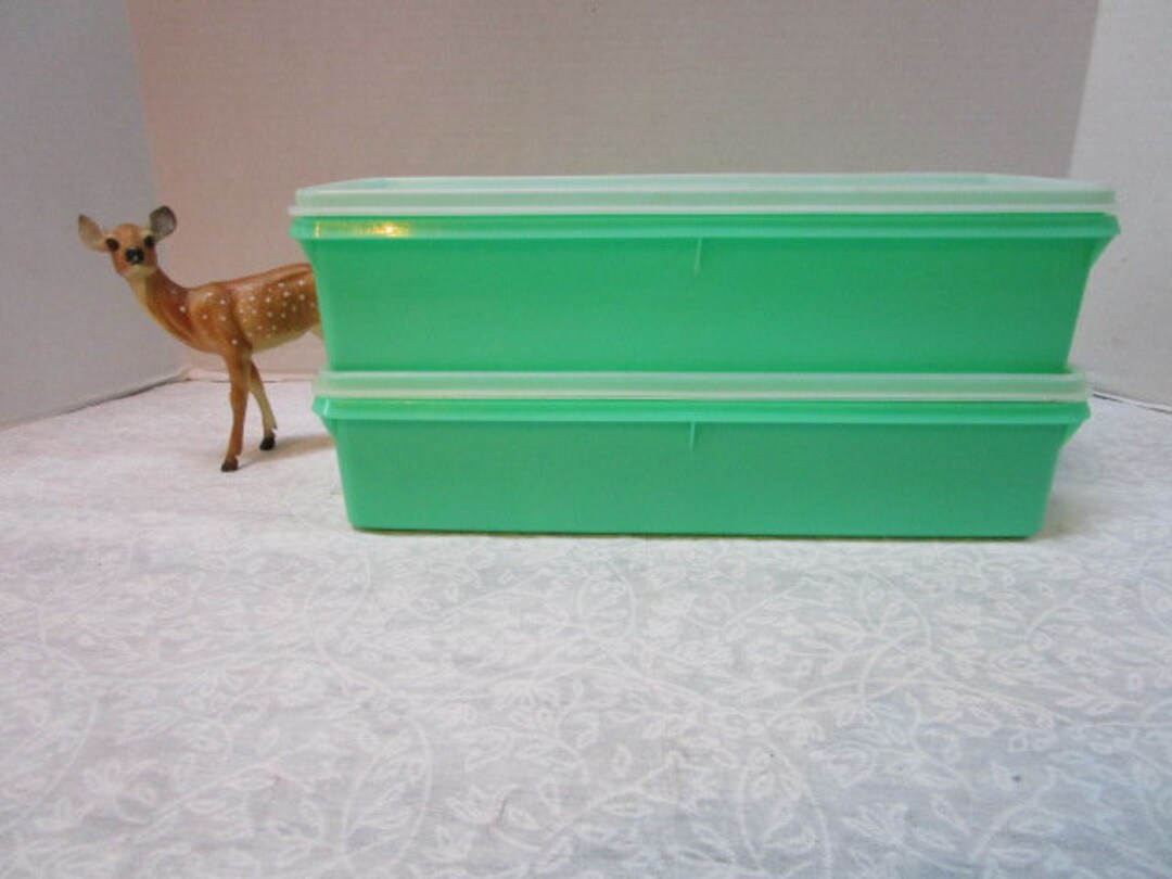 Vintage Tupperware Celery Crisper: Retro Jadeite Green Vegetable Keeper ...