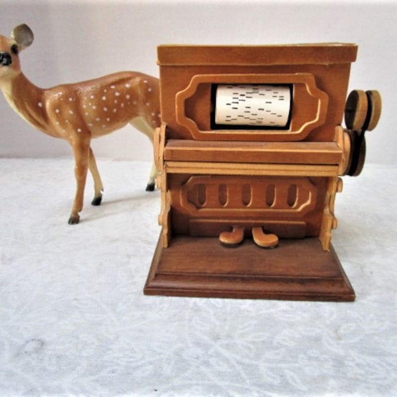 Wind up Music Box - Etsy