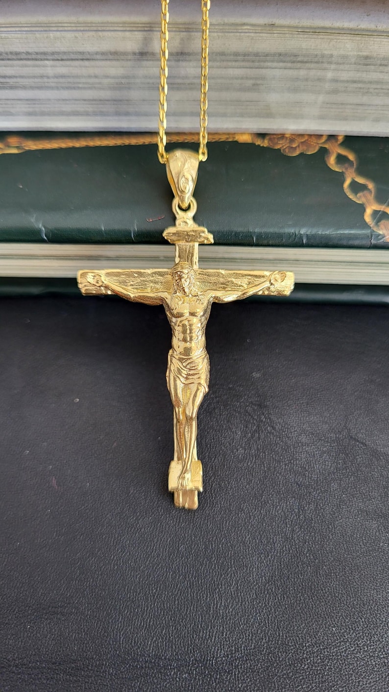 Crucifix Jesus Cross Gold Pendant, 10k 14k 18k Solid Gold Jewelry ...