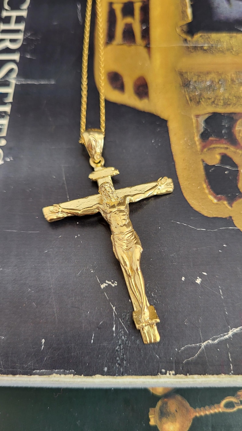 Crucifix Jesus Cross Gold Pendant, 10k 14k 18k Solid Gold Jewelry ...