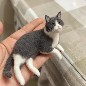 Custom Needle Felted Cat Sculpture, Handmade Wool Pet Portrait - Etsy