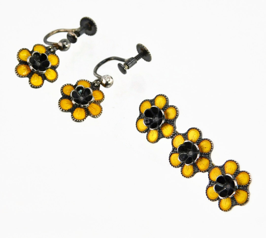 Mid Century MEKA REKLAMEGAVER Yellow and Black Enamel Flower Brooch and ...