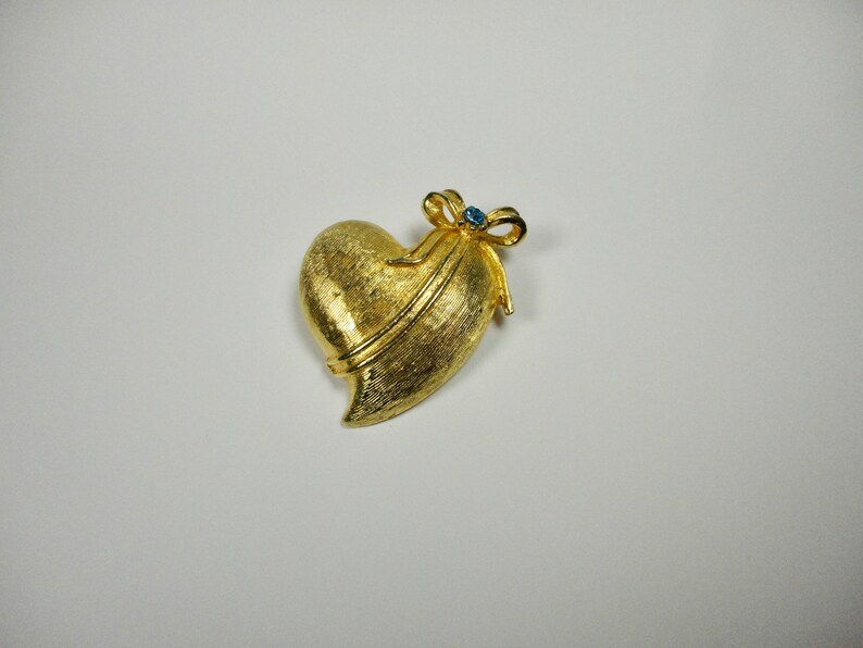 Vintage LANCER II Brushed Gold Tone and Blue Rhinestone Heart - Etsy