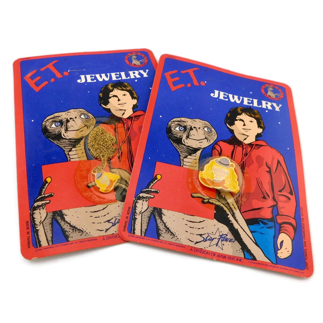 1982 E.T. in Costume Necklace and Pin Set. Original Package. Universal ...