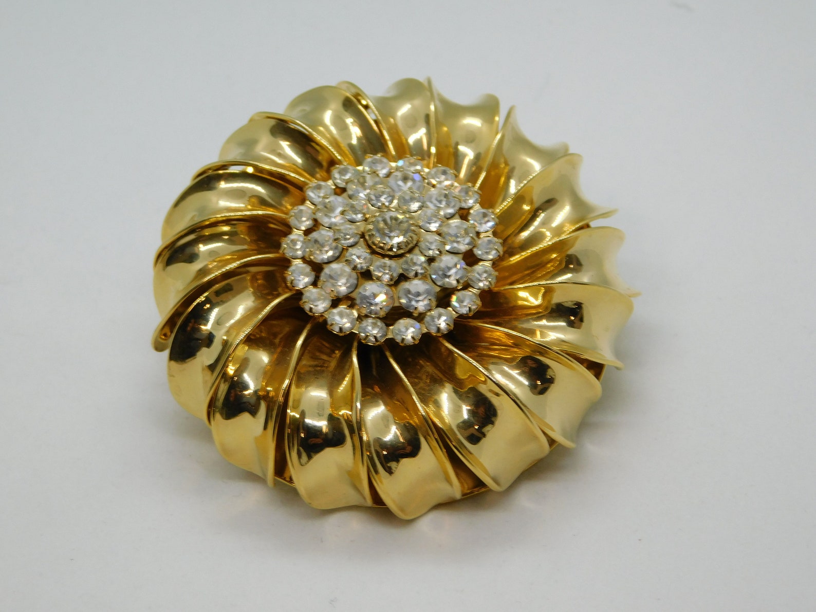 Vintage Gorgeous Gold Tone Flower With Clear Rhinestones | Etsy