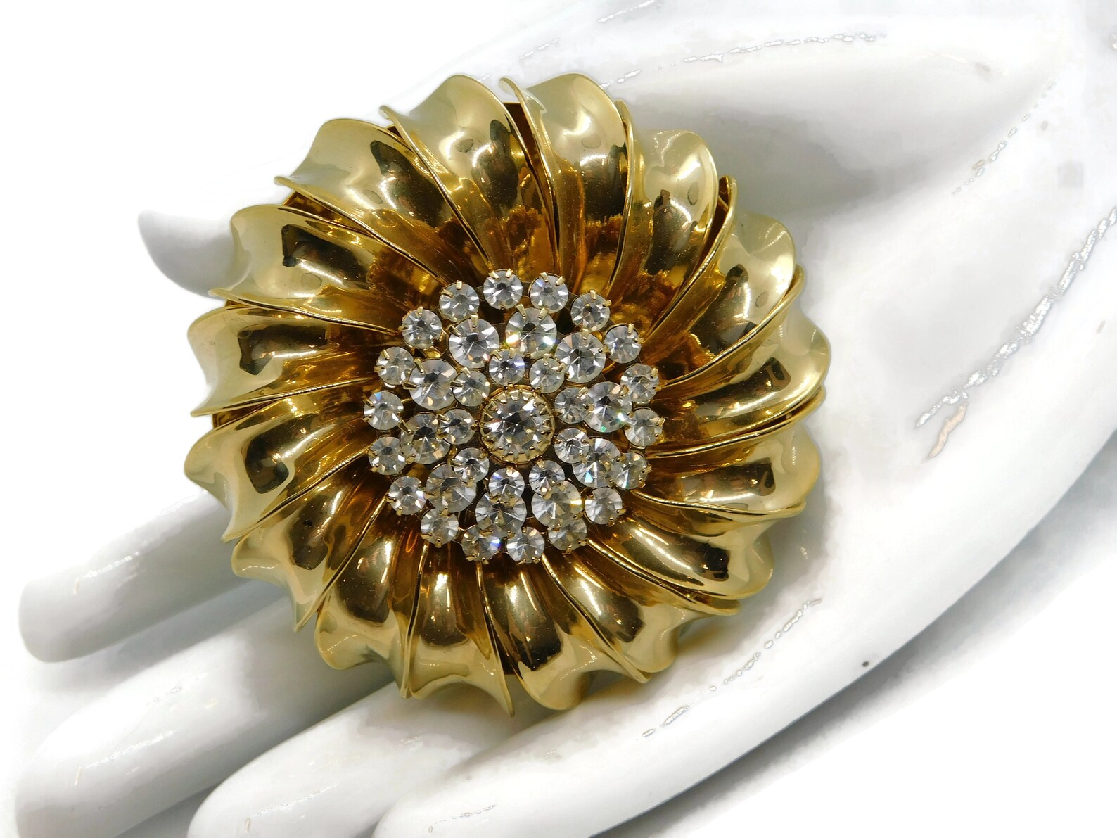 Vintage Gorgeous Gold Tone Flower With Clear Rhinestones - Etsy