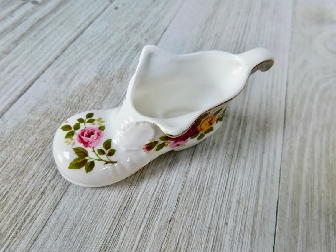 Vintage cottage Rose Bone China Booth/shoe. - Etsy