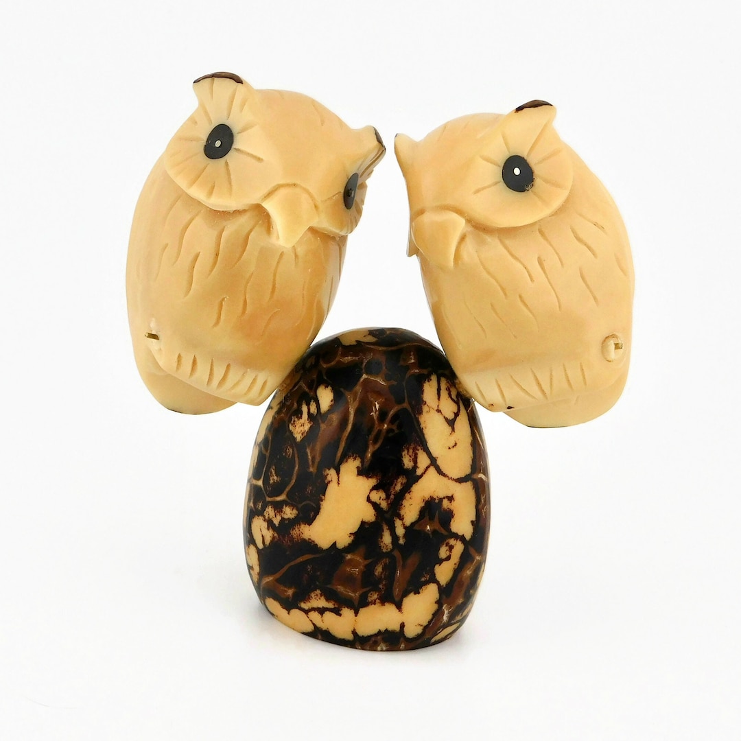 Carved Tagua Nut OWL Pair. Owls Figurines. - Etsy