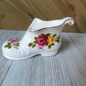 Vintage cottage Rose Bone China Booth/shoe. - Etsy