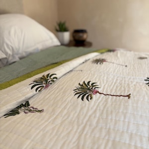 Palm Tree Design Reversible Cotton Quilt - Etsy