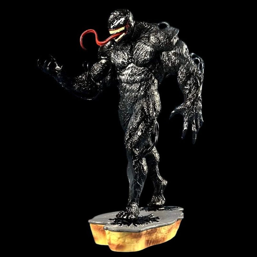 Venom 30 Cm 3D Realistic PVC Figure - Etsy