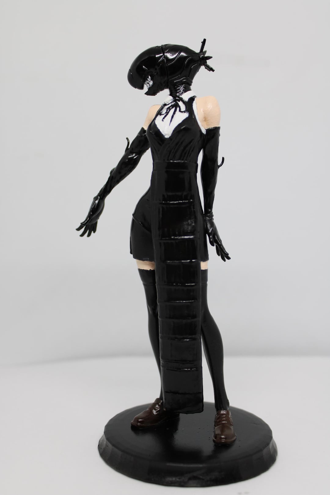 Handpainted Reze Bomb Devil Figurine / Bomb Girl / Chainsaw Man - Etsy