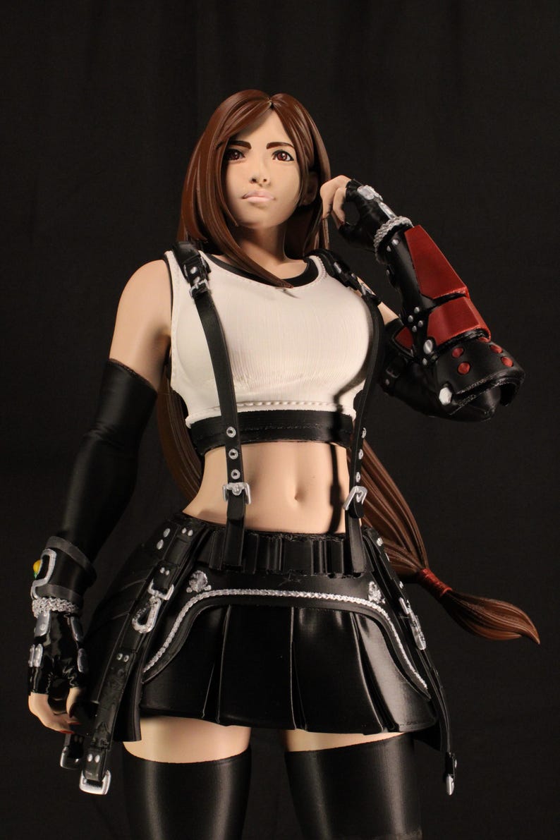 Tifa Lockhart by ESM - 1/2.5 Scale Full Color 3D Print - Customizable ...