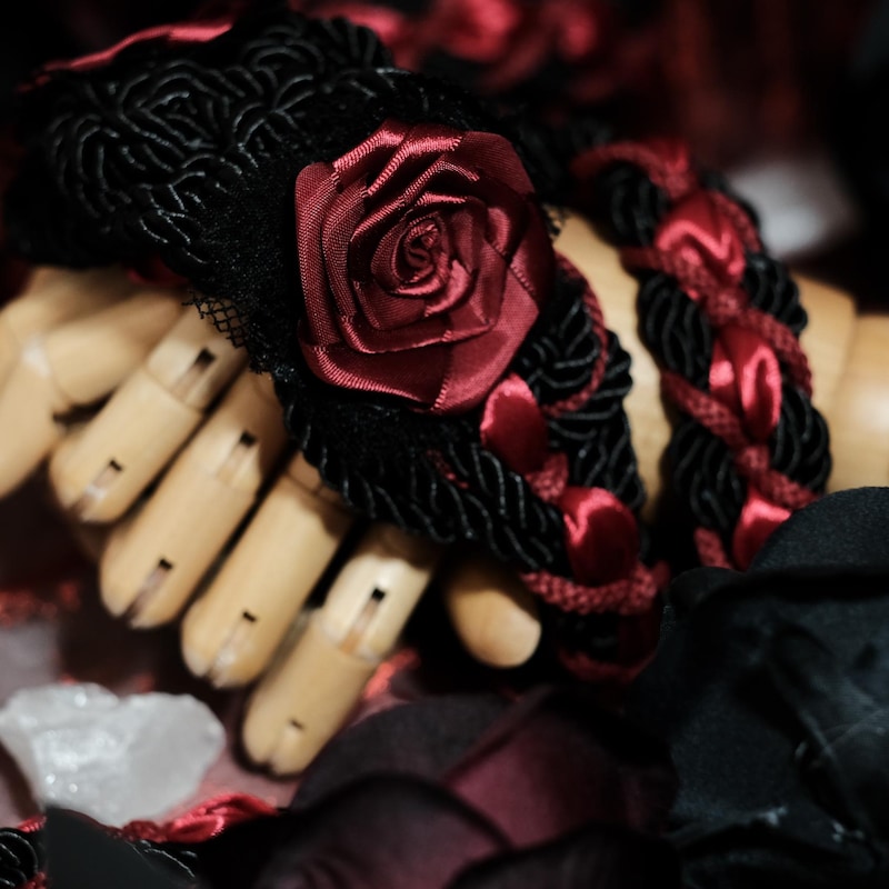 Red Black Love Braid - Etsy