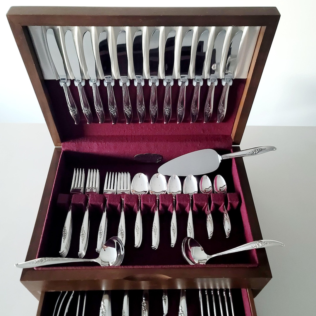 Nobility Plate Silverware Set, 100-piece Quadruple Silver Plate by ...