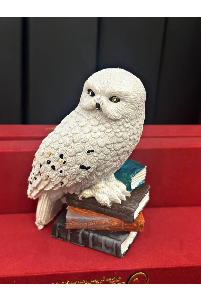 Hedwig Owl-inspired Collectible Figure 13x9cm Hand-painted White Owl ...