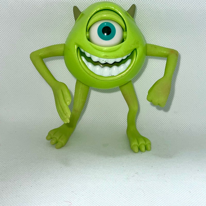 Mike Wazowski Eye Svg - Etsy