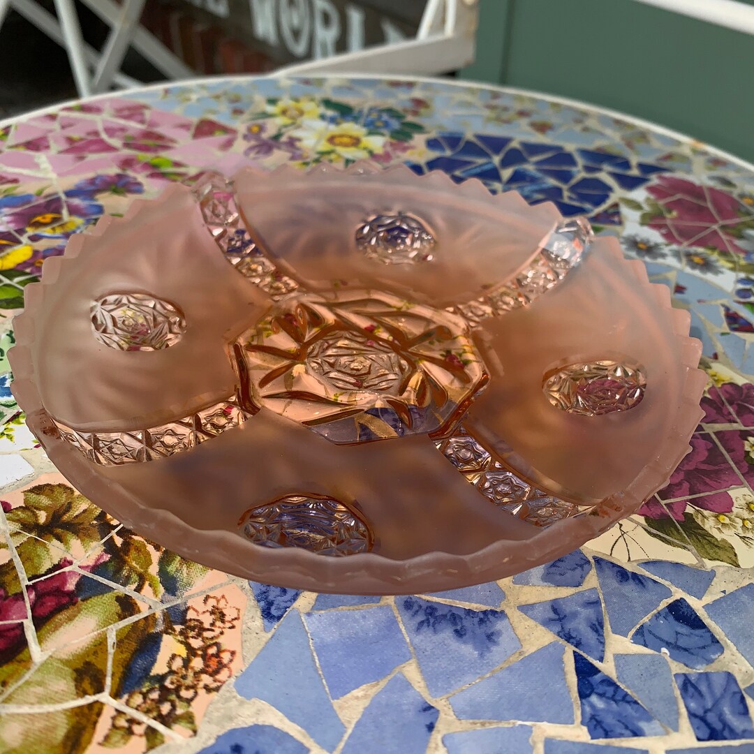 Pink Periwinkle Glass Plate Candy Dish With Roses and Star of David - Etsy