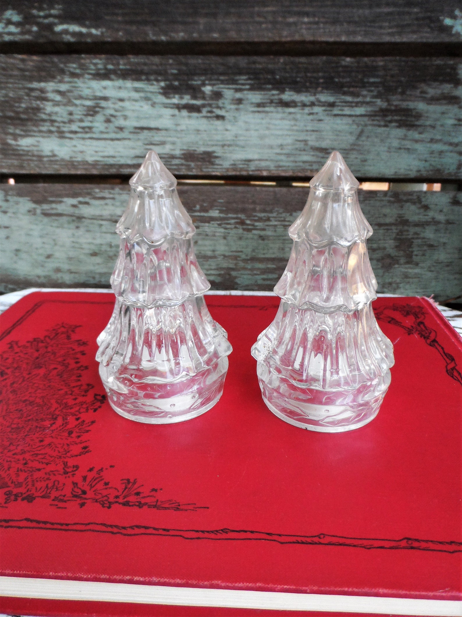 Vintage Lucite Christmas Tree Salt and Pepper Shakers Set Mid - Etsy