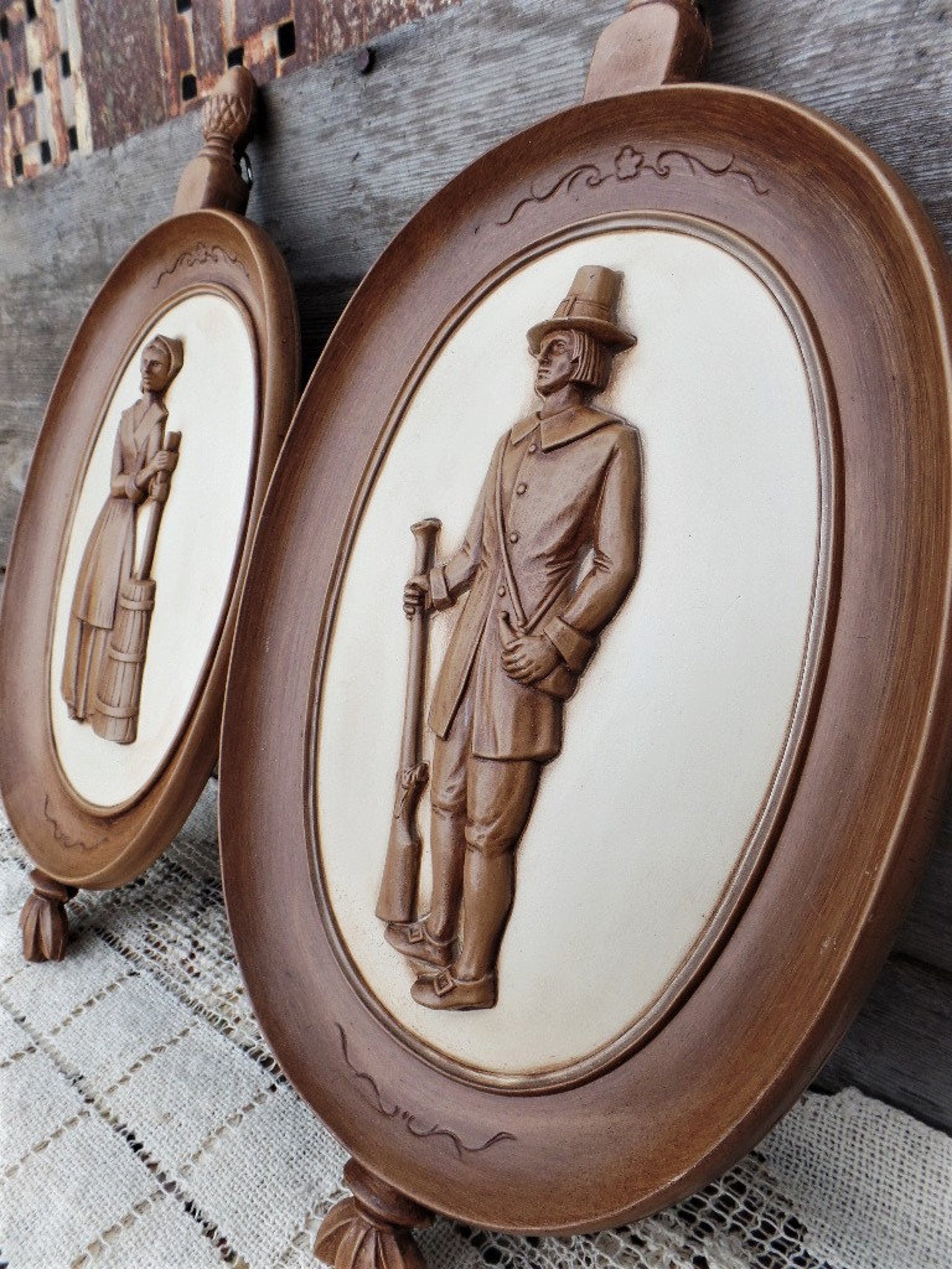 Vintage Mid Century Mod Wall Plaques Pictures Syroco Pilgrims - Etsy