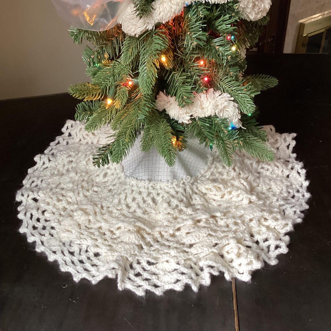 Crocheted Tree Skirt/ Layered Ruffles/ Winter White Chunky Crocheted ...