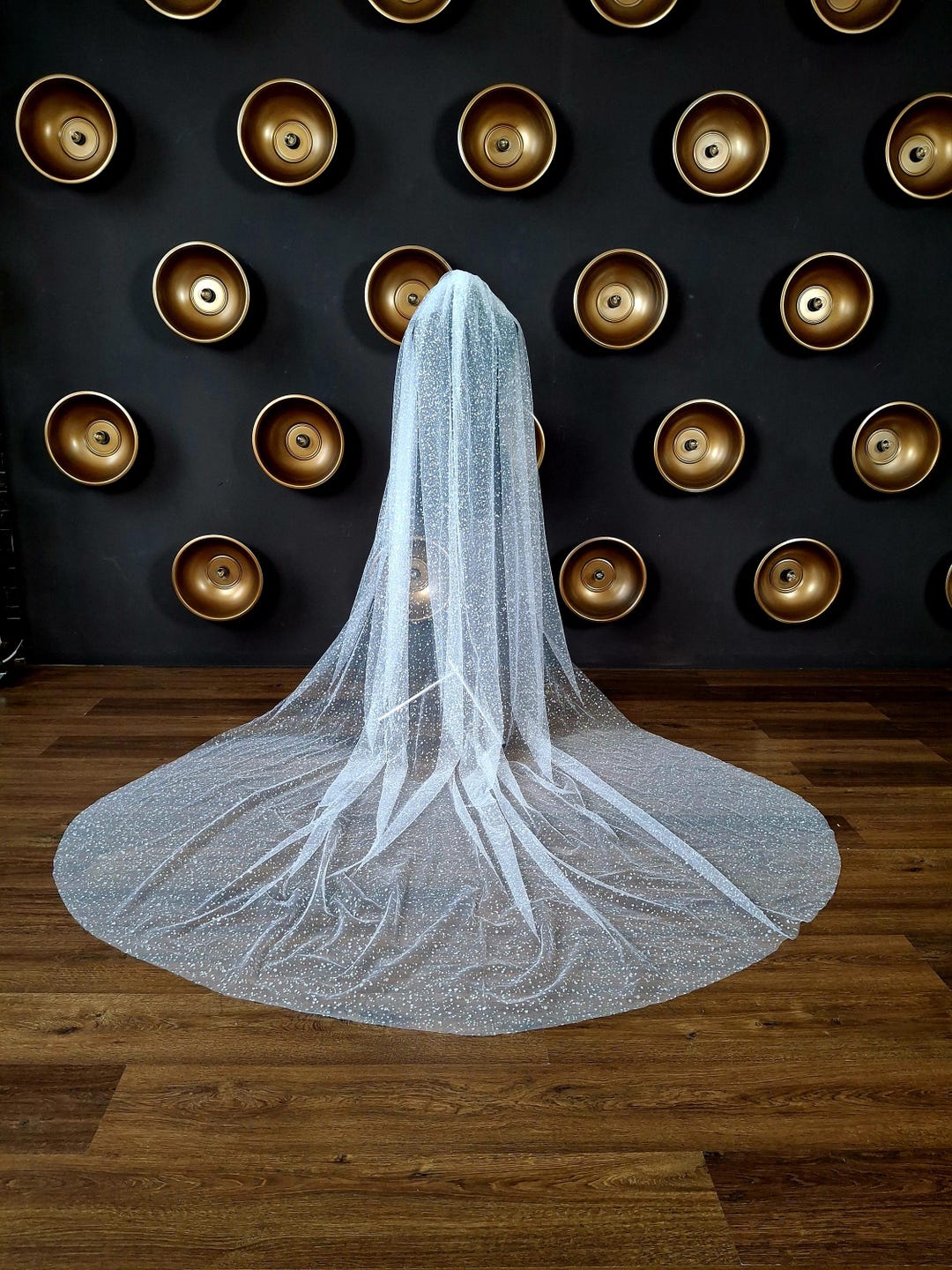 Lush Delicate Veil Diamond Glitter Sequin Shimmer Wedding Veil Glitter ...
