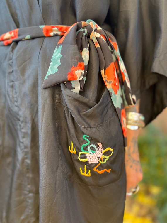 60s Vintage Silk Dragon Robe Black and Red Chinese Dr… - Gem