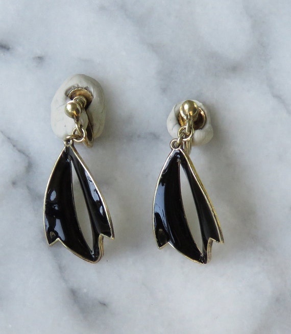 Scandinavian enamel earrings - Gem