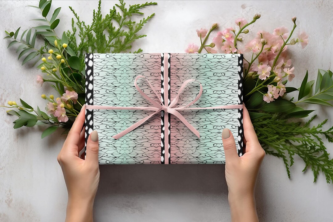 Demon Slayer Shinobu Gift Wrapping Paper - Etsy