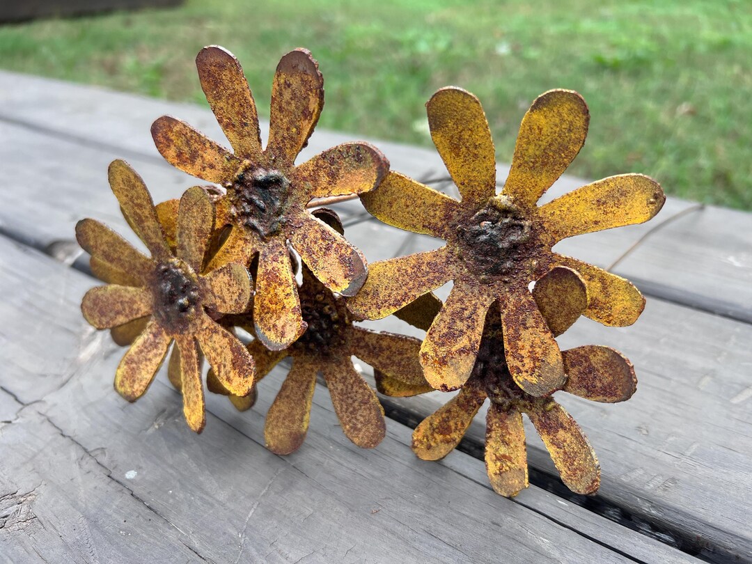 Rustic Yellow Metal Daisy Flowers Set of 6 – Handmade Country Flower ...
