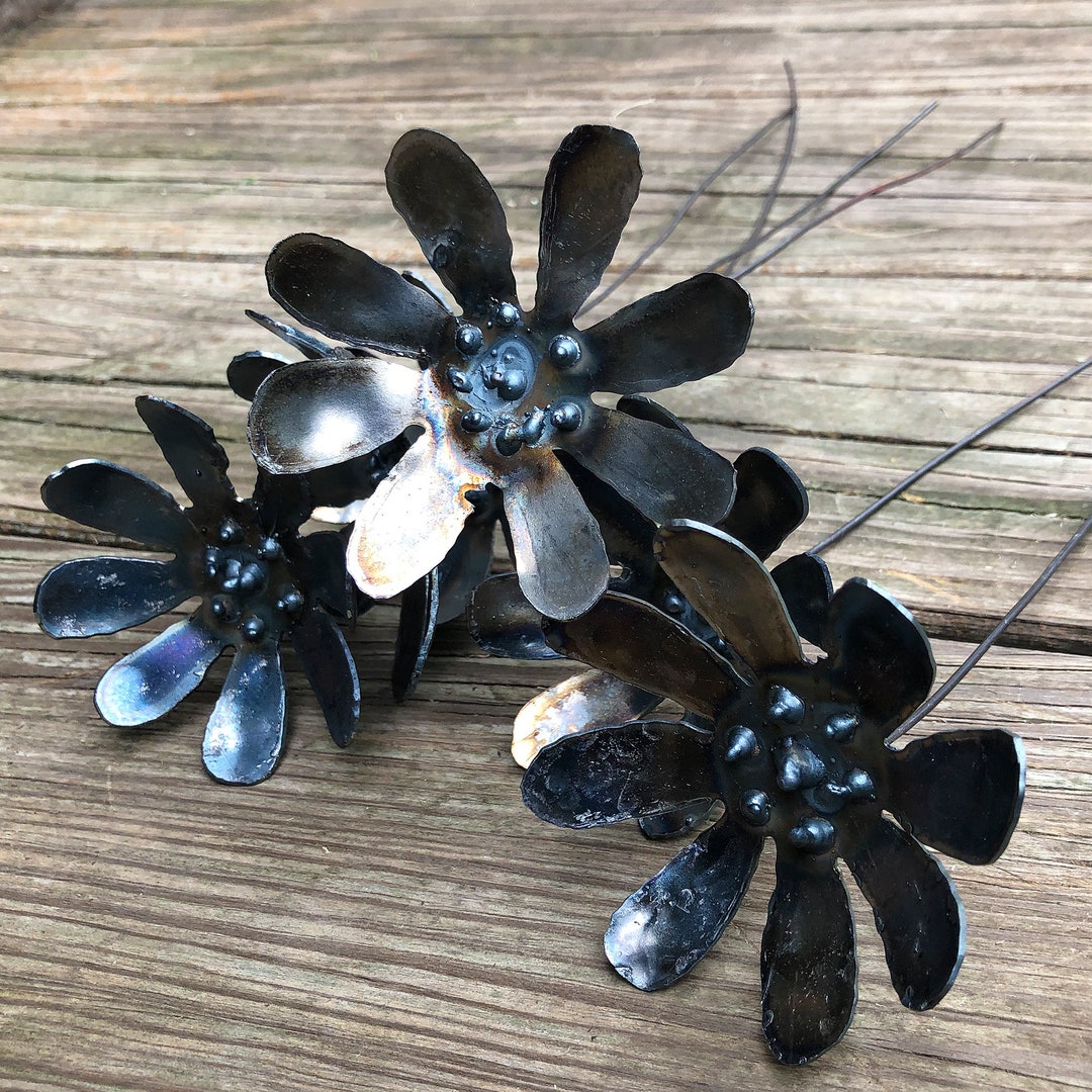 Daisy Metal Flowers - Handmade Steel Wild Flowers - Set of Six - Metal ...