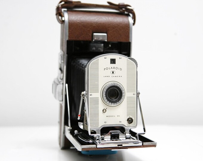 Polaroid Model 95 Land Camera With a Cache of Accessories - Etsy