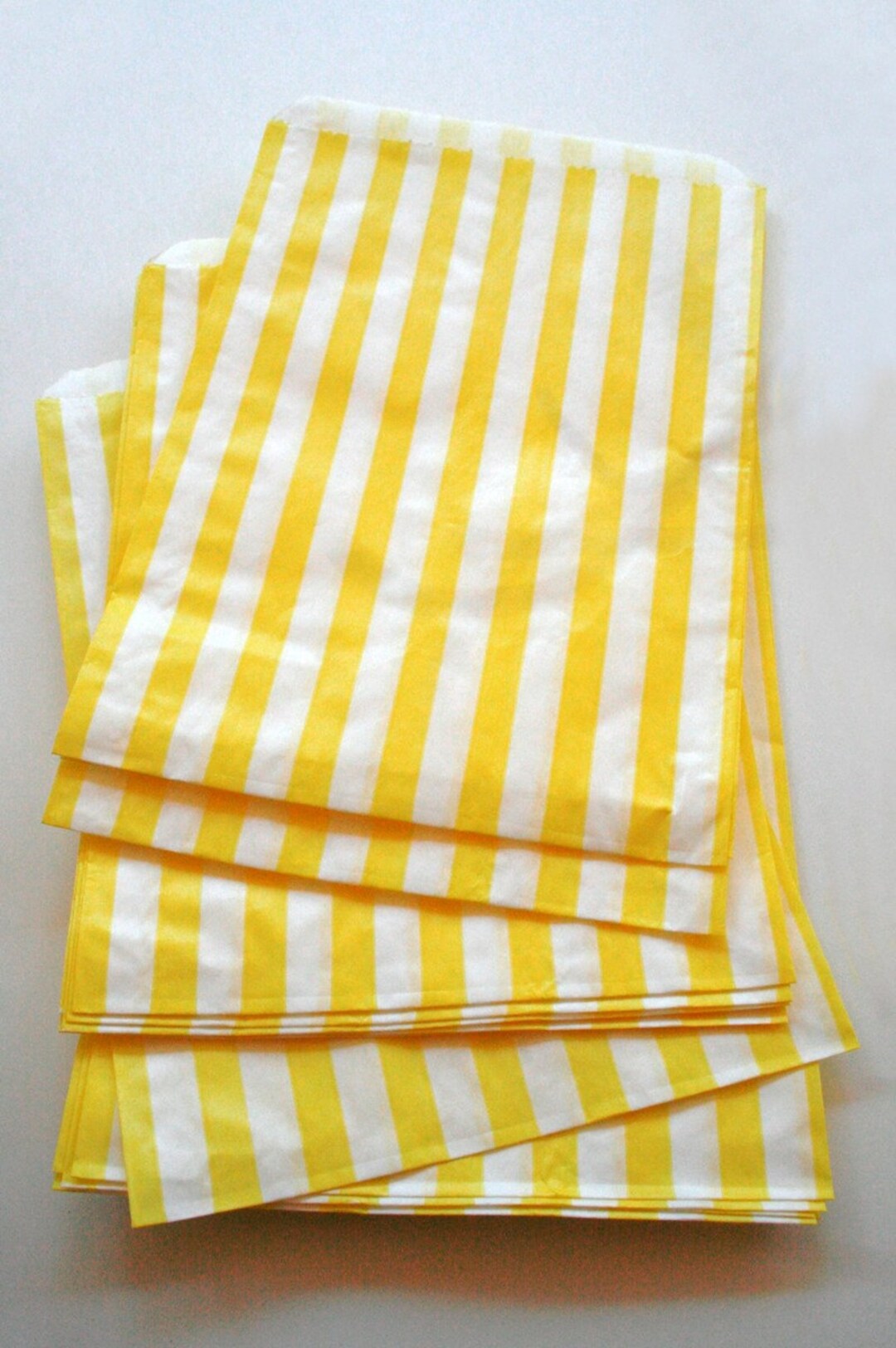 Set of 250 - Traditional Sweet Shop Yellow Stripe Paper Bags - 10 X 14 ...