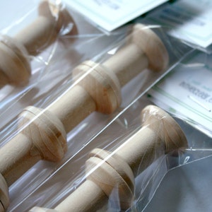 Small Wooden Spools - Set of 12 - Natural Wood Thread Spools - Etsy