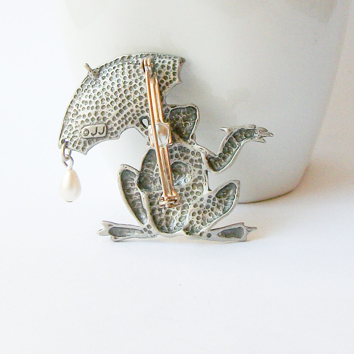 Vintage Frog Brooch by JJ Happy Frog Brooch | Etsy