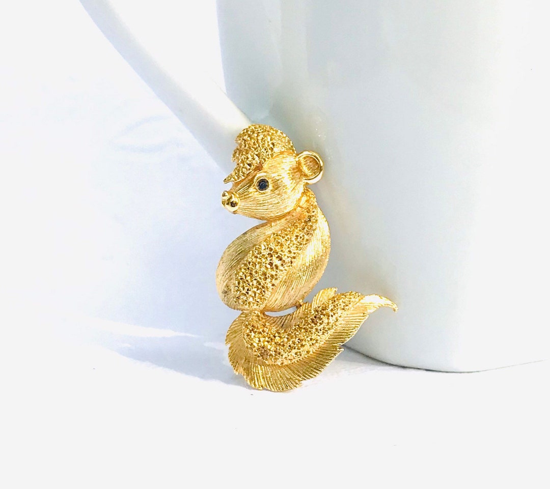 Vintage Skunk Brooch - Etsy