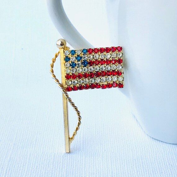 Vintage American Flag Brooch, USA Flag Pin - Gem