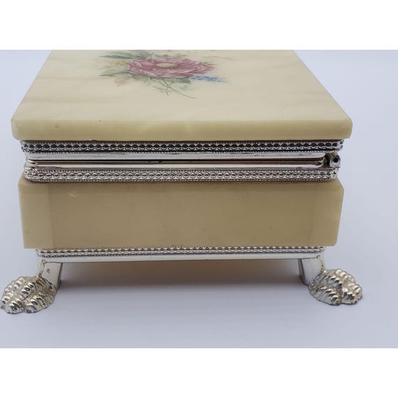 Alabaster Hand Carved Trinket Jewelry Box Claw Feet V… - Gem