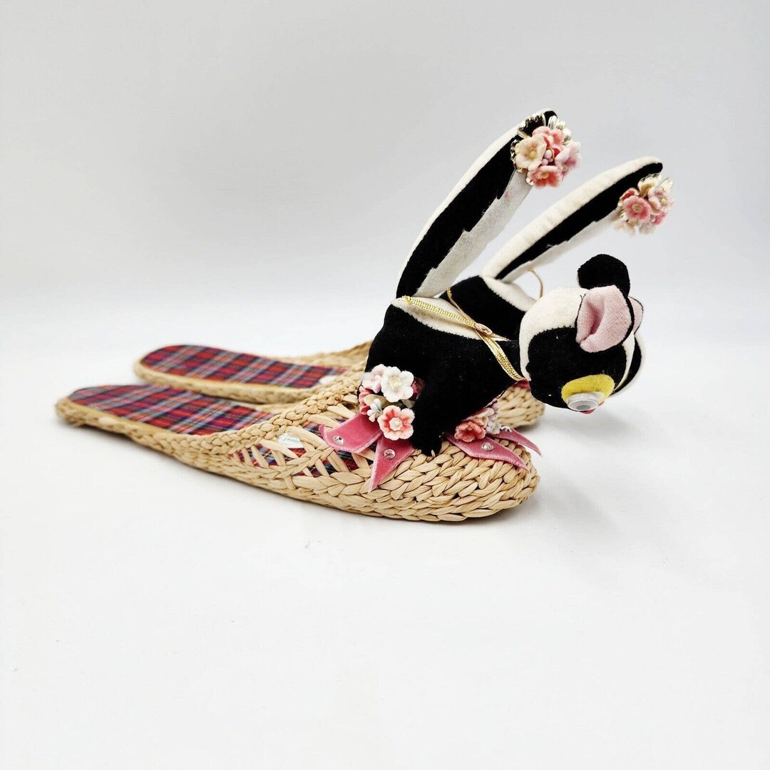 RARE Vintage 1960s Velveteen Skunk Animal Slippers Novelty Quirky ...